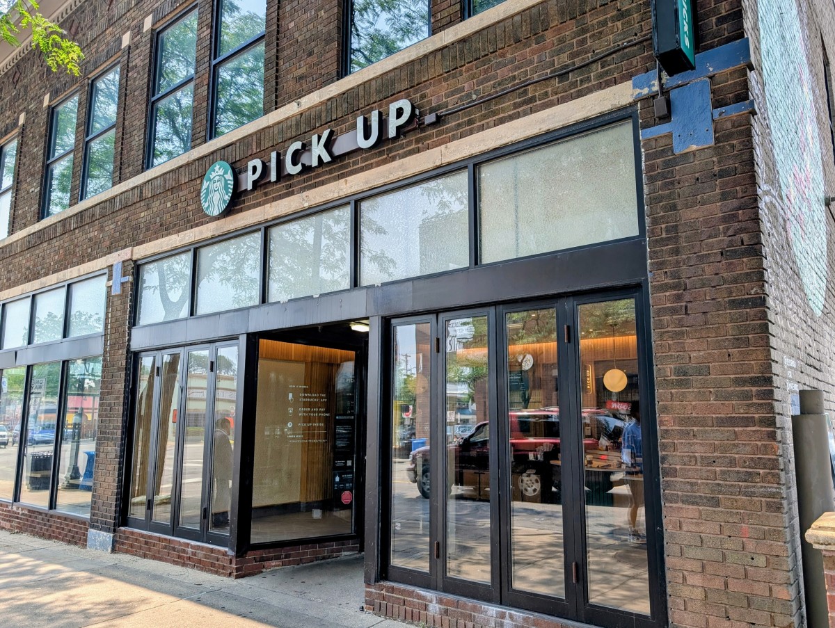 Starbucks will 'sunset' pick-up-only locations, including 2 in ...