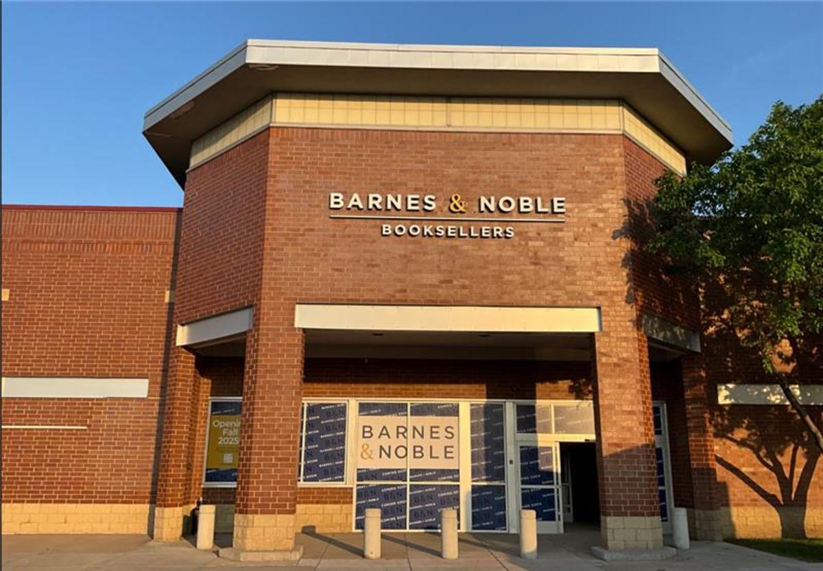 Minnesota author to host opening event for new Barnes & Noble next week ...