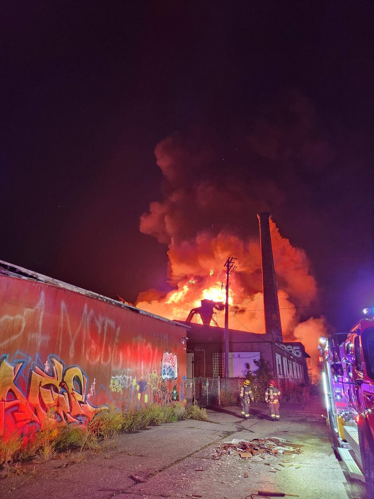 Large fire destroys 4 commercial buildings in Minneapolis - Bring Me ...