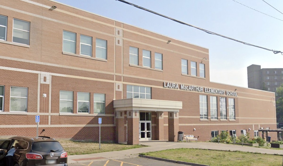 Charges: Duluth man threatened to 'shoot the windows out' of elementary school - Bring Me The News