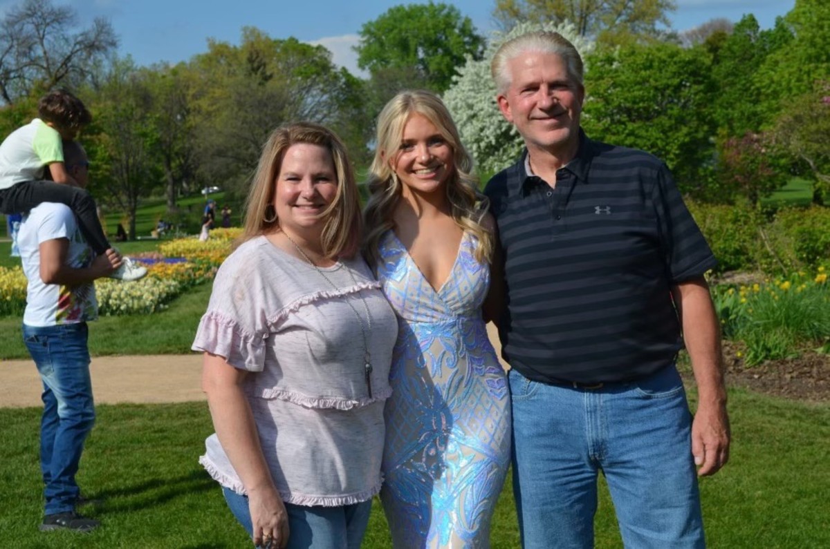 Fundraiser launches for family of Apple Valley couple killed by suspected drunk driver - Bring ...