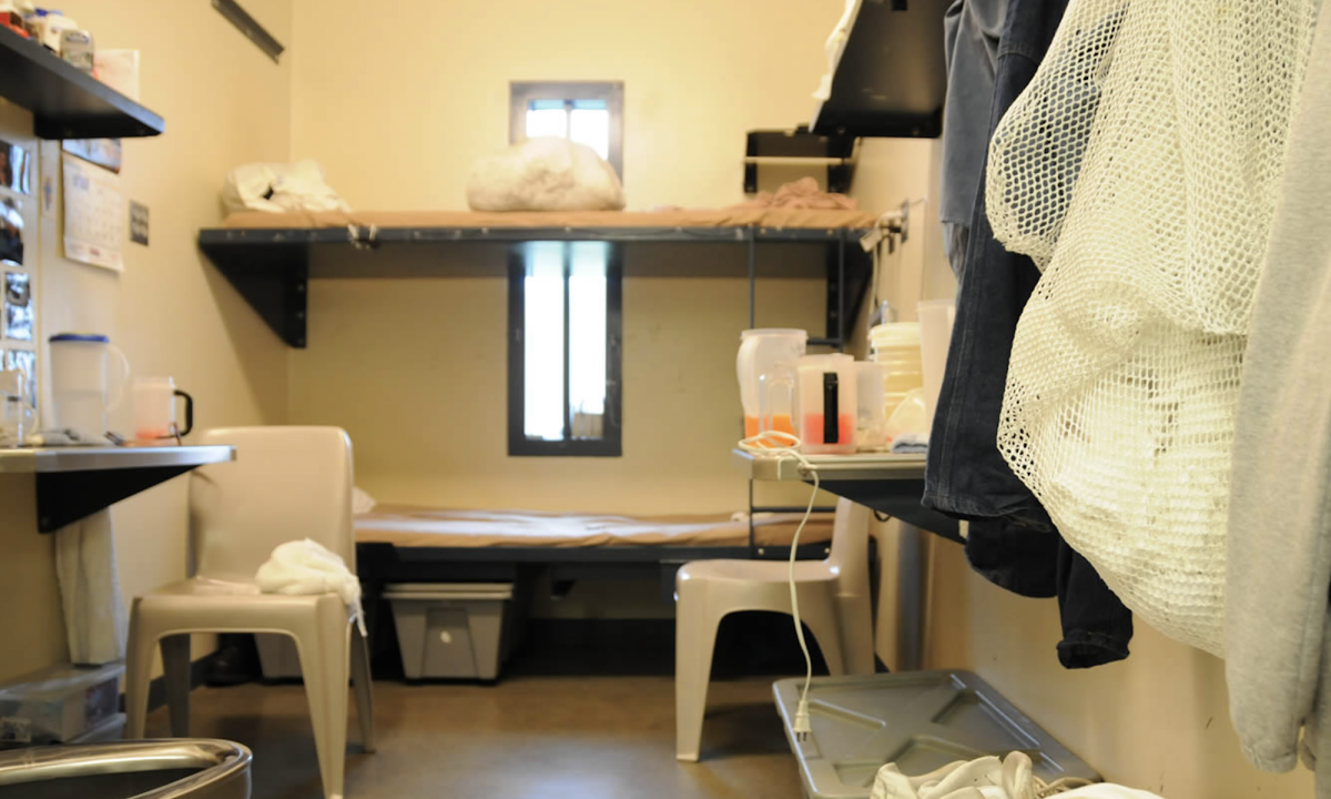 Inmate's death at Minnesota prison investigated as possible homicide ...