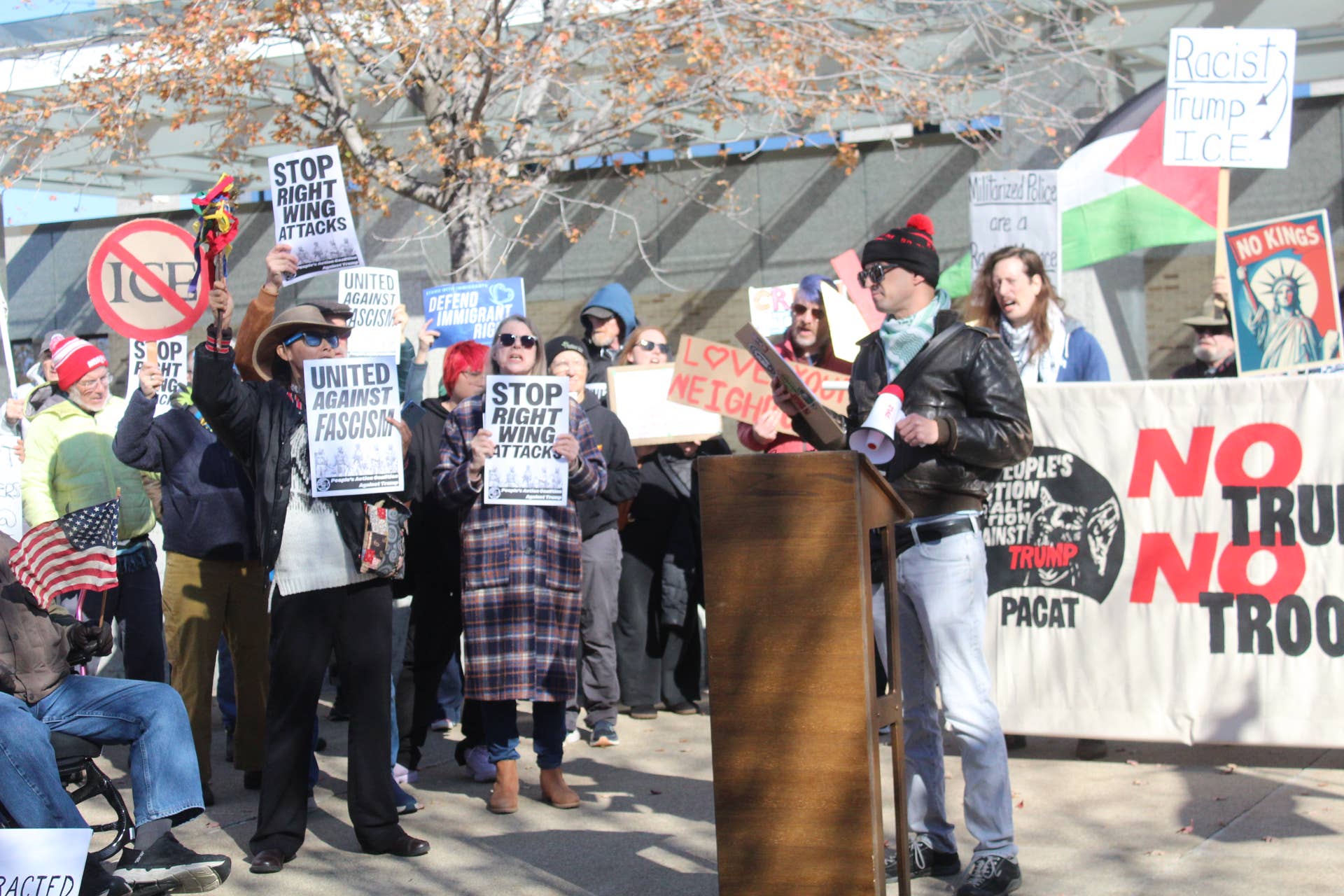 Hundreds of protesters gather at Fort Snelling, demanding Kristi Noem ...