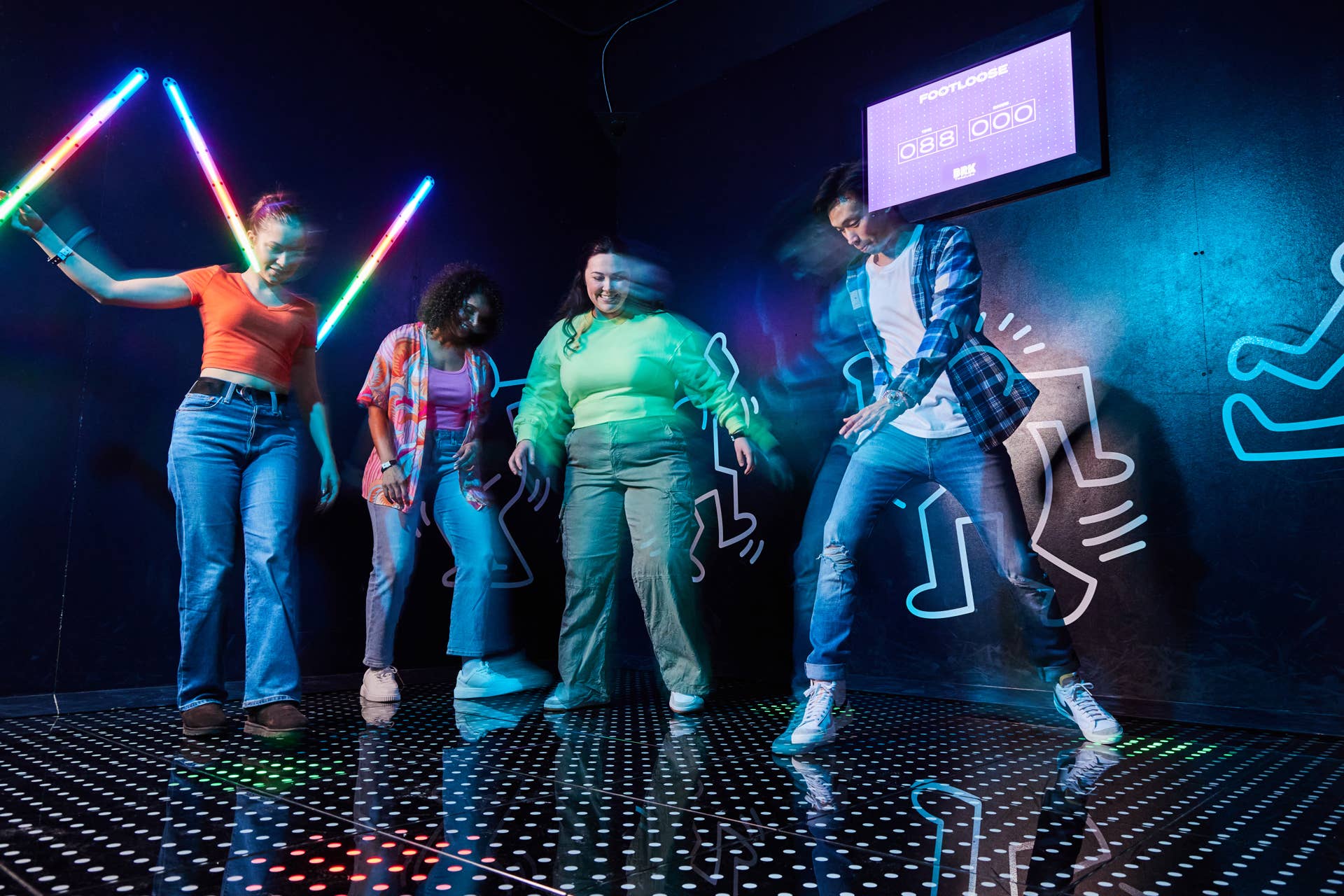 New high-tech gaming experience coming to Rosedale Center - Bring Me ...
