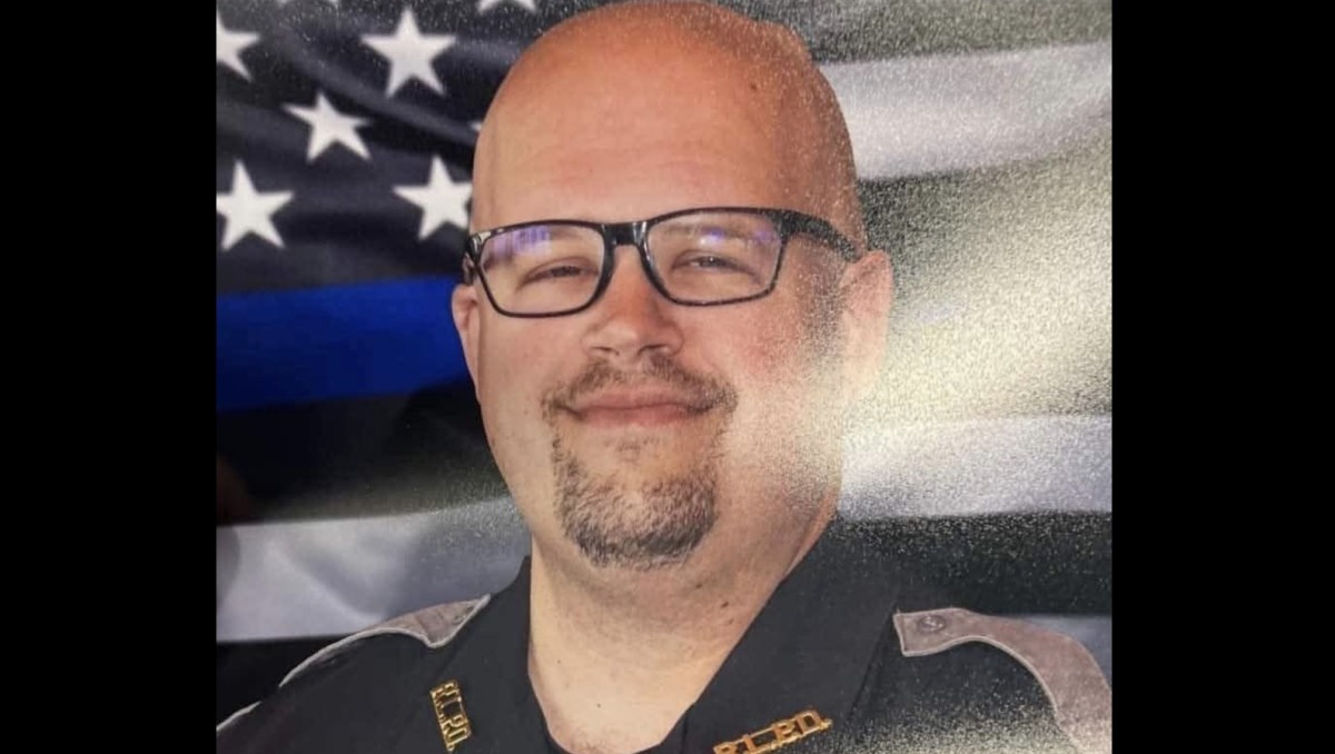 Tributes to Red Lake officer killed in crash; Walz orders flags flown ...