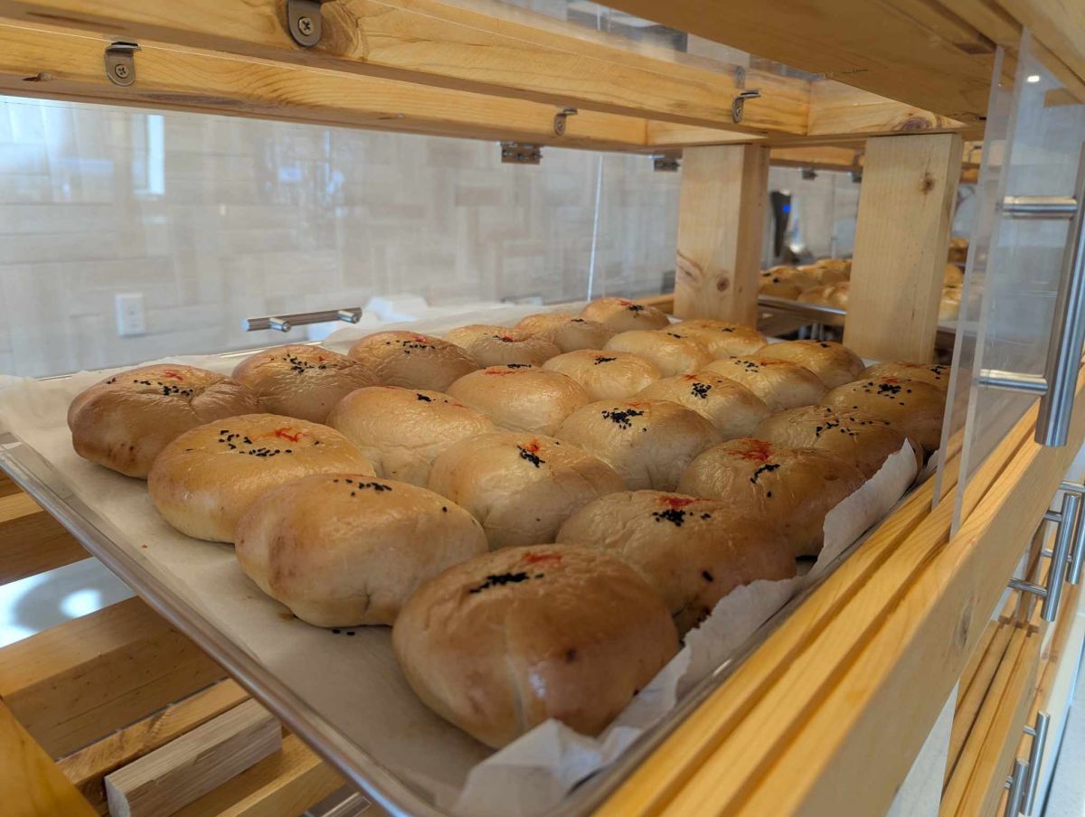 New Chinese bakery and café opens to rave reviews in St. Paul - Bring ...