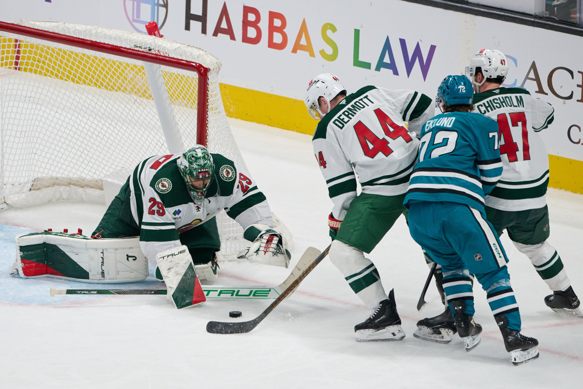 Marc-Andre Fleury turns in vintage performance to lift Wild over Sharks ...
