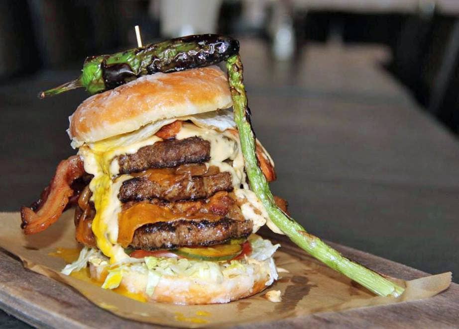 6Smith celebrates decade of 'Fat Pants Friday' with return of 3,000 ...
