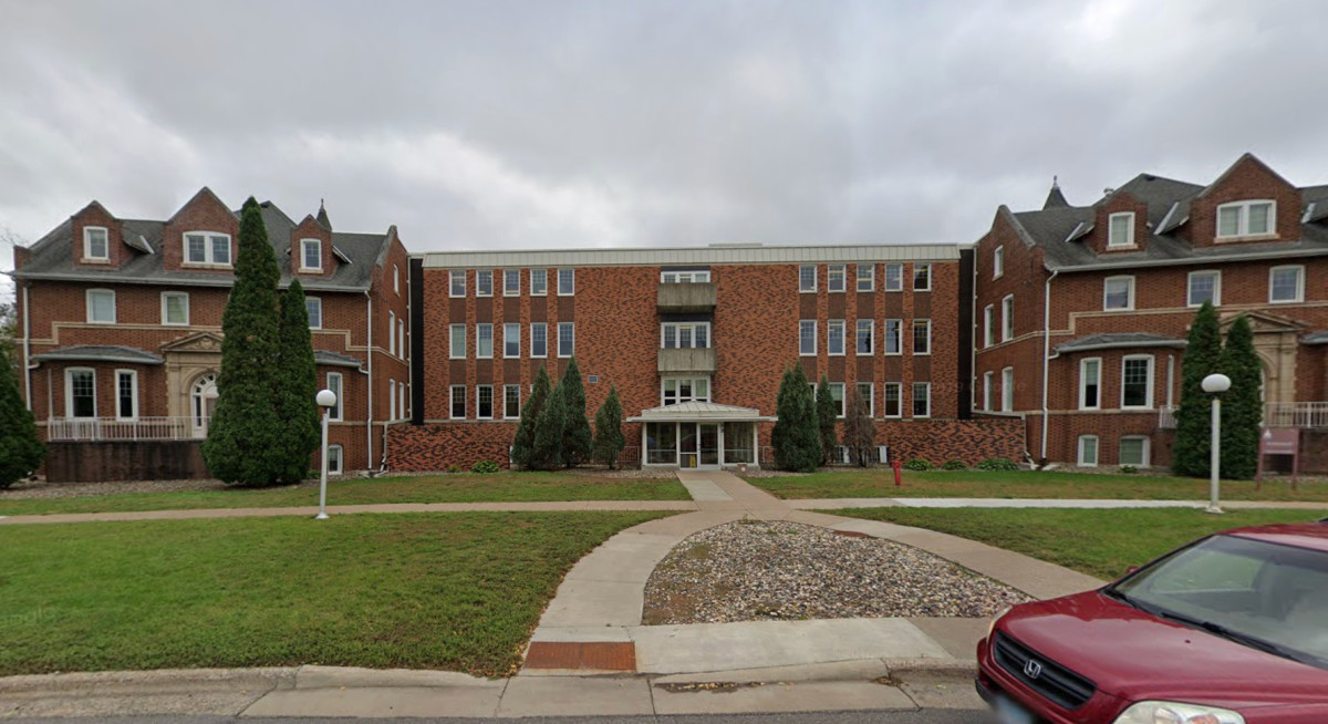 Charges: Former Anoka County work release officer had sexual ...