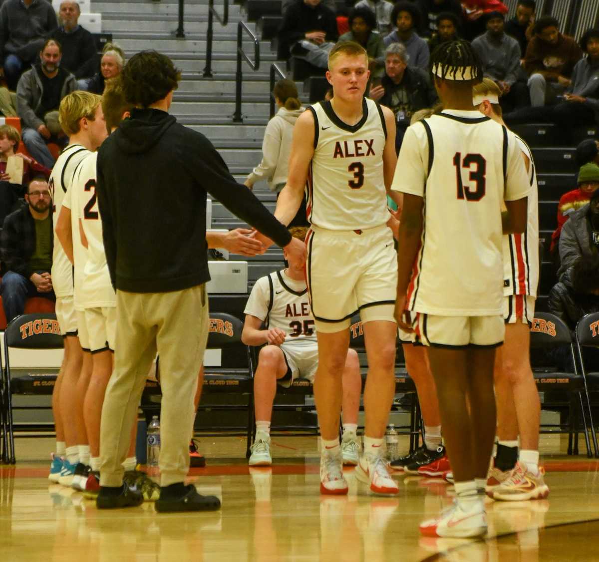 Top 10 candidates announced for 2025 Minnesota Mr. Basketball - Bring ...