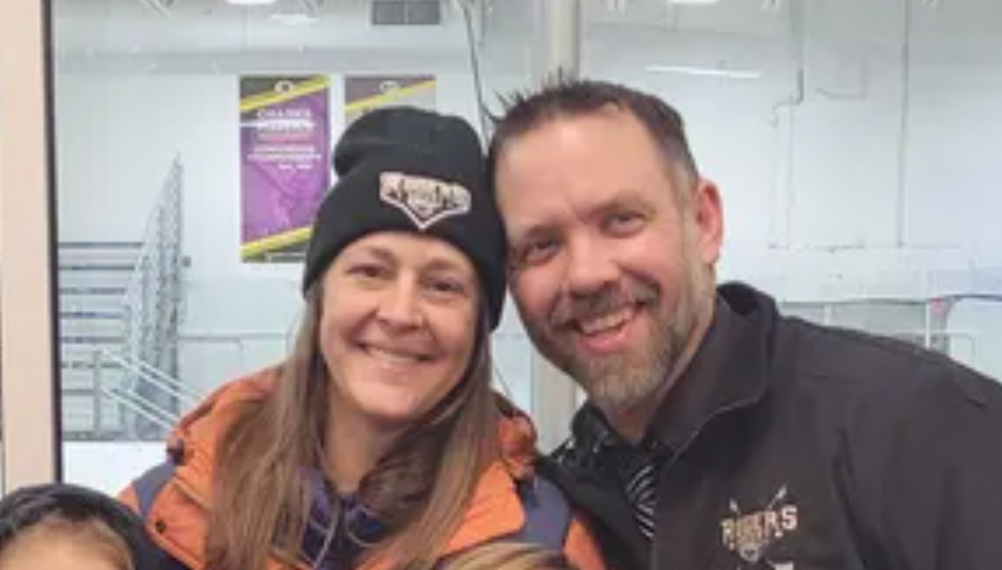 Rogers community rallies for family of youth hockey coach after his ...