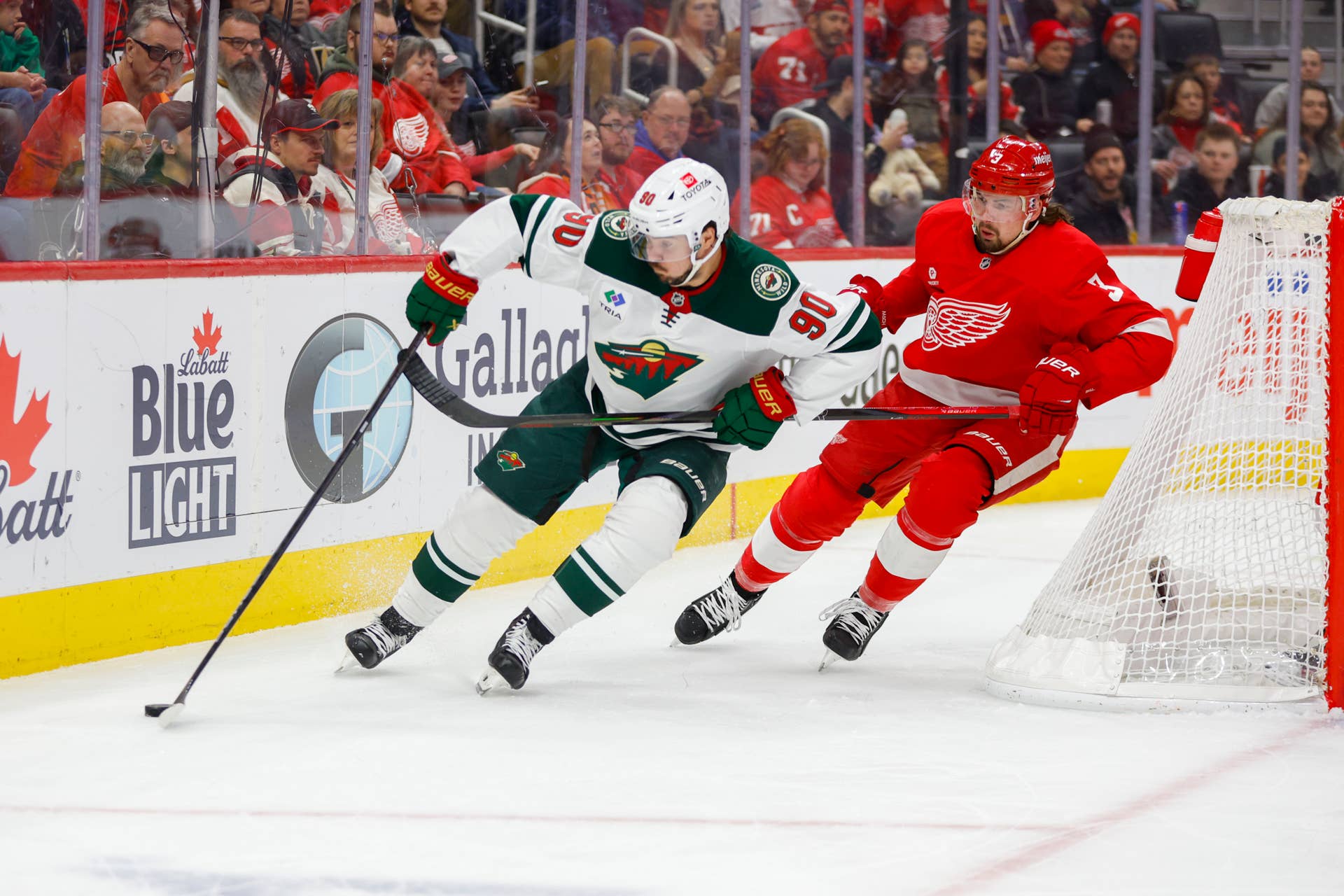 Wild stage late comeback to stun Red Wings in overtime - Bring Me The News