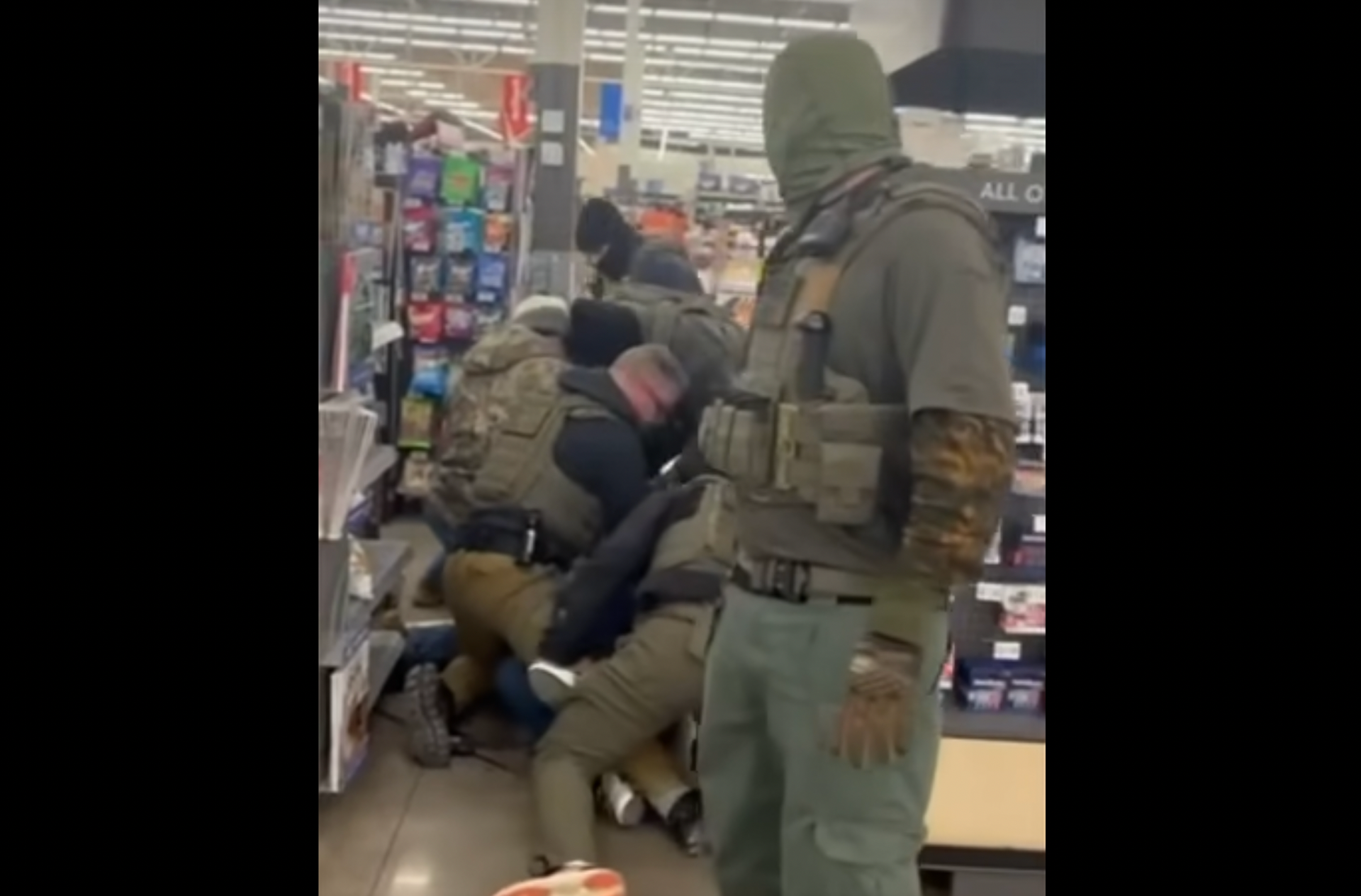 Video shows ICE agents pinning man inside Maple Grove Walmart - Bring ...