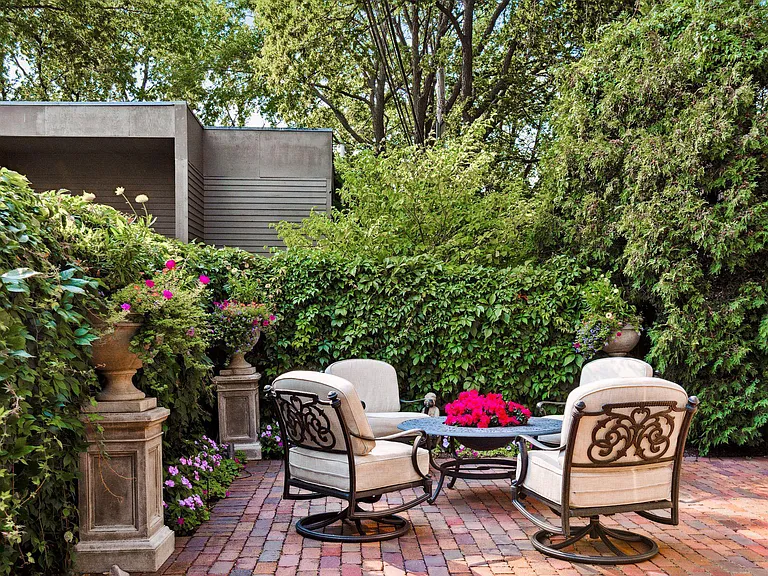Gallery: Restored Lowry Hill estate listed for $3.5M - Bring Me The News