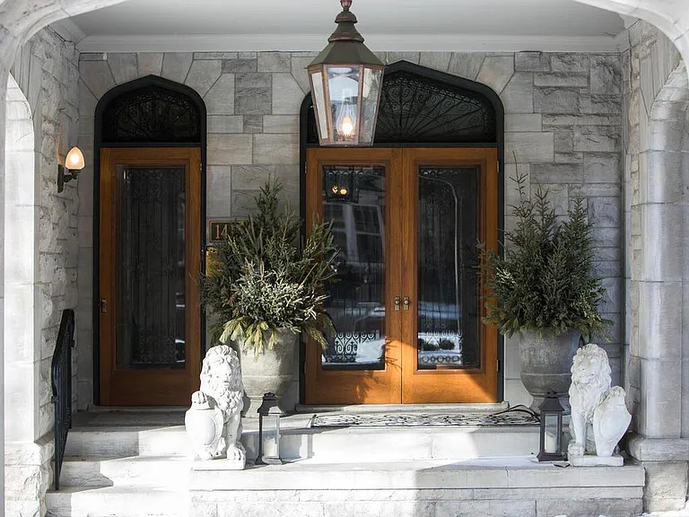 Gallery: Restored Lowry Hill estate listed for $3.5M - Bring Me The News