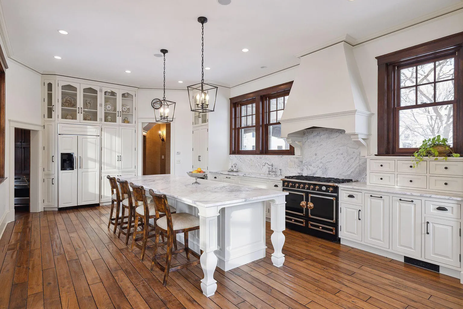 Gallery: Restored Lowry Hill estate listed for $3.5M - Bring Me The News
