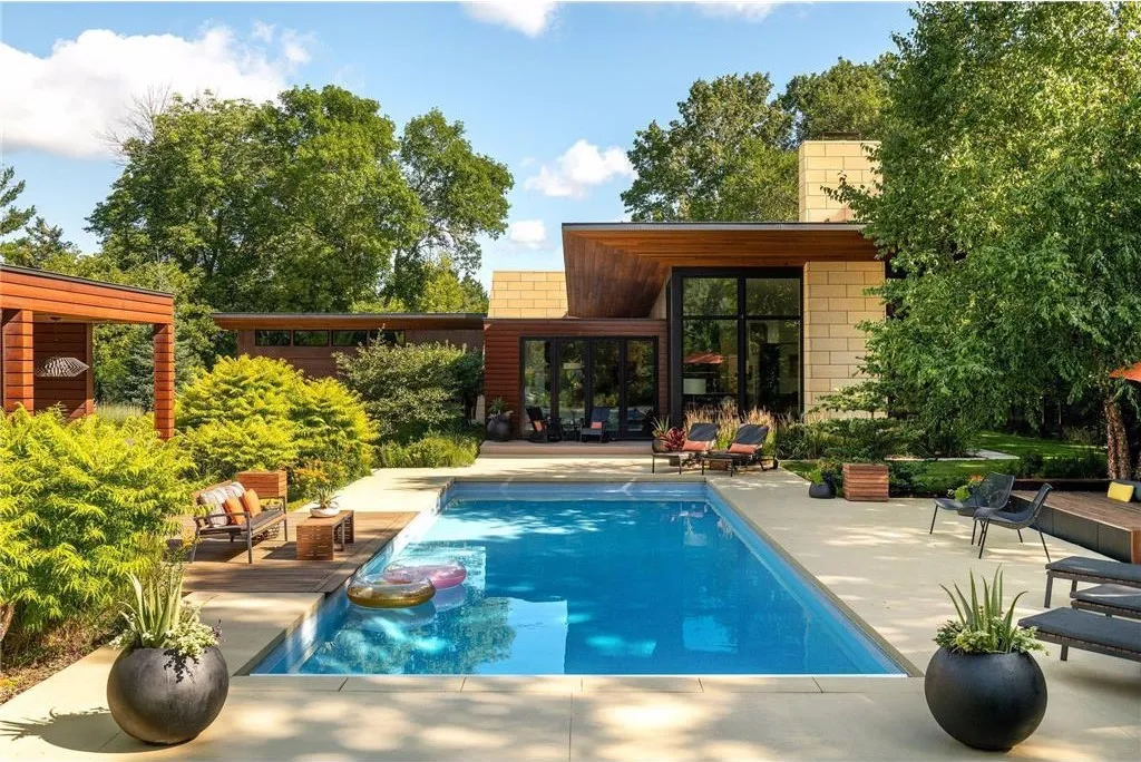 Gallery: Secluded 'modern ranch' on the edge of Theodore Wirth Park ...